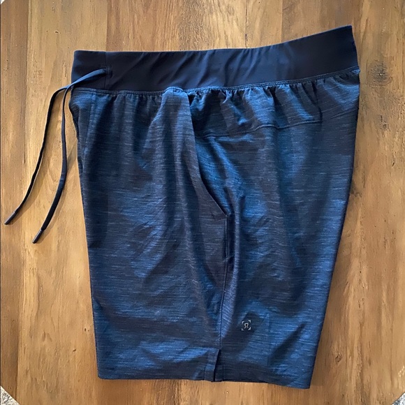 lululemon men's shorts 7 inch inseam measurement